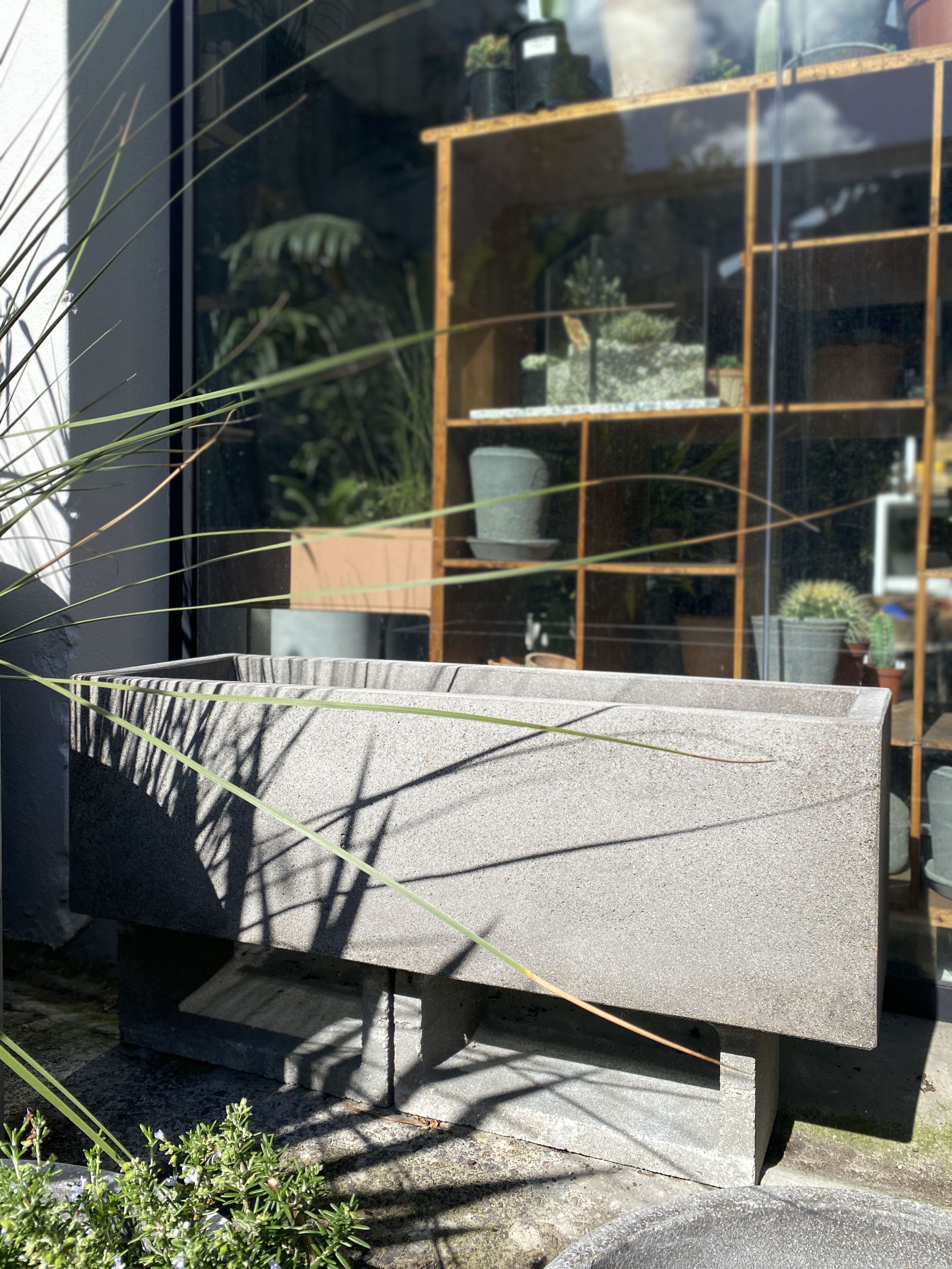 Riverstone trough – Babylon Store